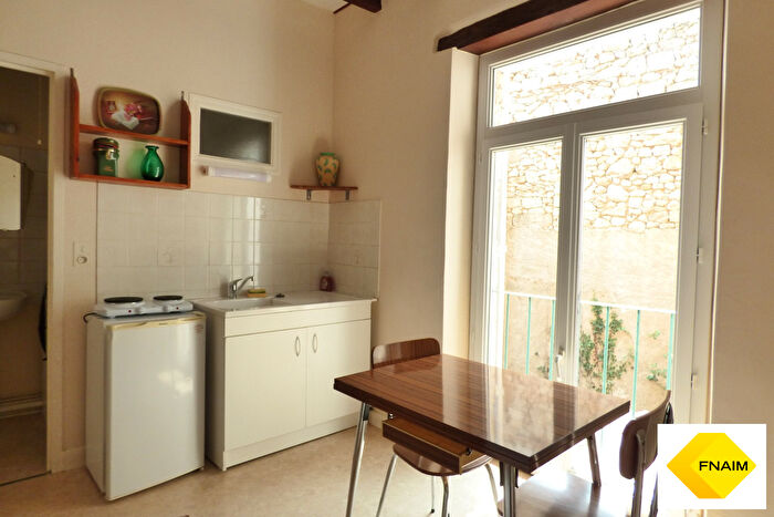 Laroque-Timbaut : Appartement 1 pièce à louer