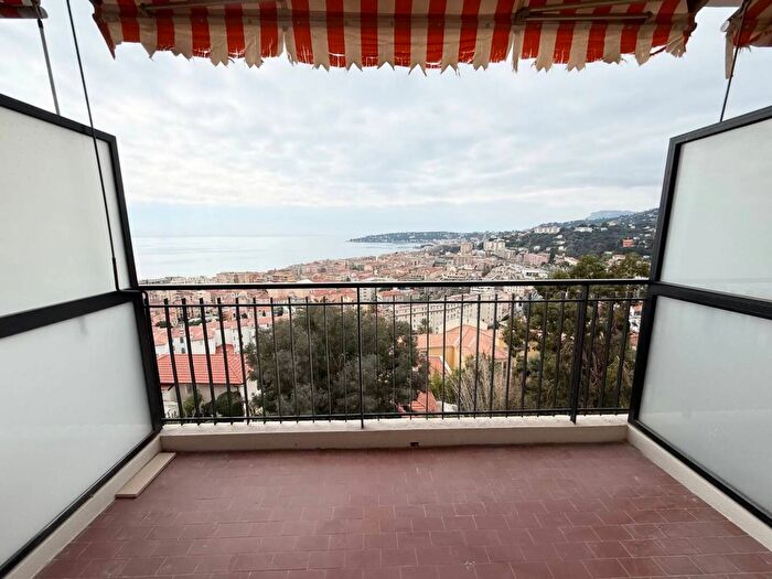 Appartement à louer - Carei-Monti, Menton - 2 pièces