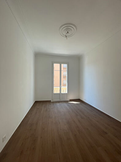 Nice, Garibaldi : Appartement 3 pièces à louer