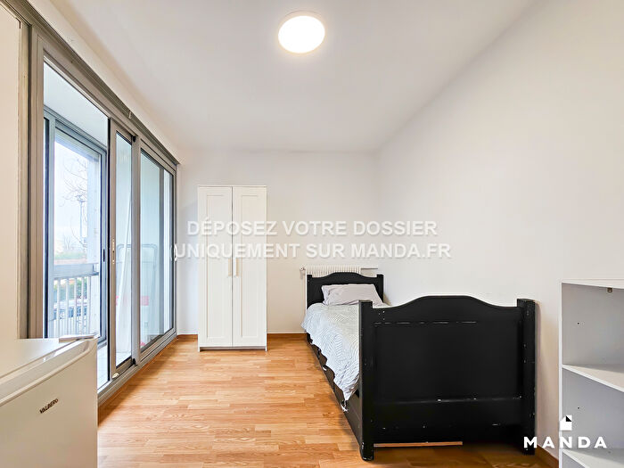 Appartement à louer - Pierrefitte-sur-Seine, Sud - 4 pièces - 3 chambres