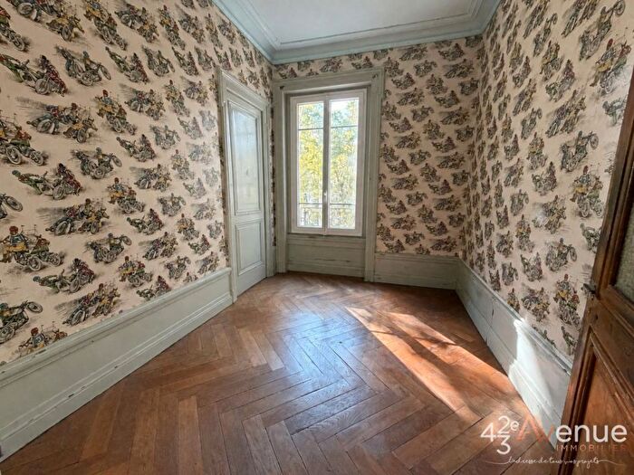 Appartement 4 pièces à vendre à Saint-Étienne, Centre-ville, Peuple, Chavanelle