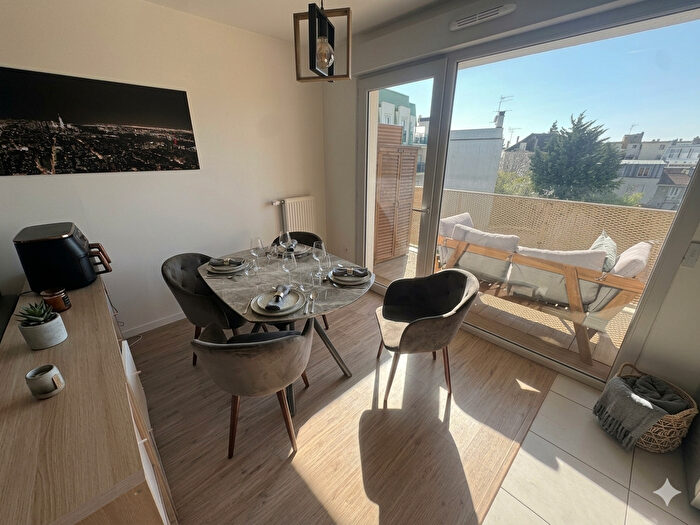 Appartement à louer - Alfortville, Mairie, Gare - 3 pièces - 2 chambres