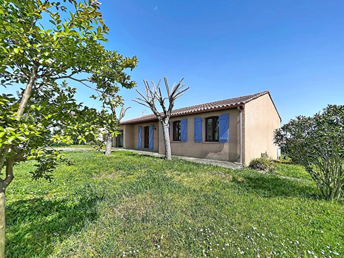 Bourg-Saint-Bernard : Maison 4 pièces à vendre