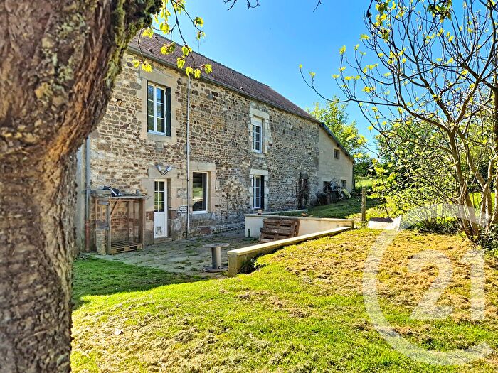 Maison 6 pièces à Loucé, à vendre