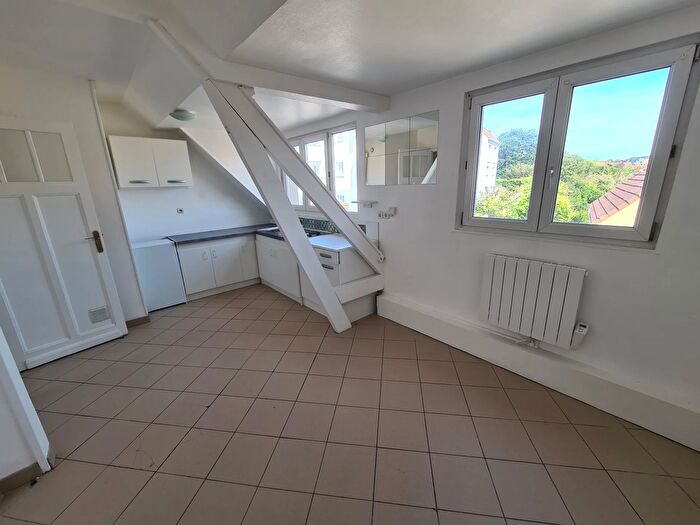 Appartement à louer - Boulogne-sur-Mer, Saint-Pierre - 2 pièces - 1 chambre