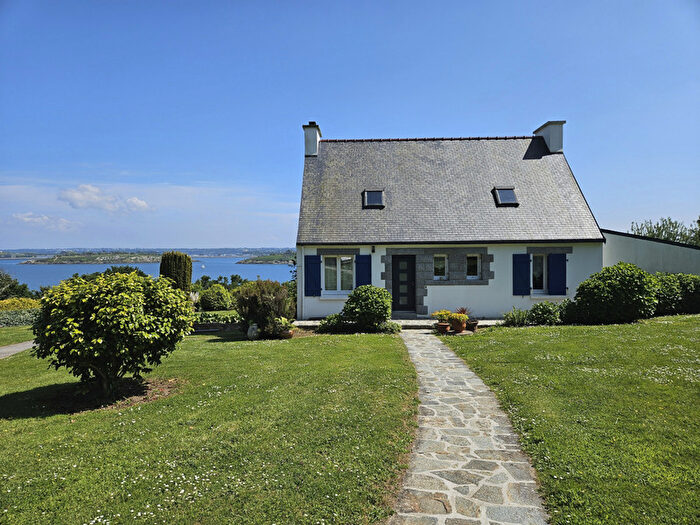 Maison à vendre - Roscanvel - 6 pièces - 4 chambres