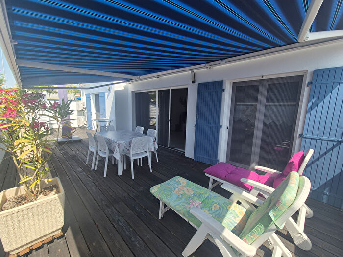 Vaux-sur-Mer : Maison 4 pièces à vendre