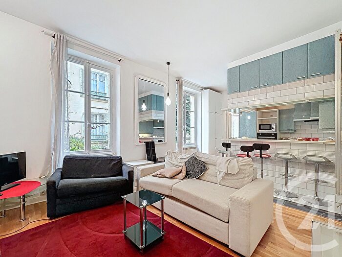 Appartement à vendre - Paris e , Saint-Placide - 3 pièces - 2 chambres