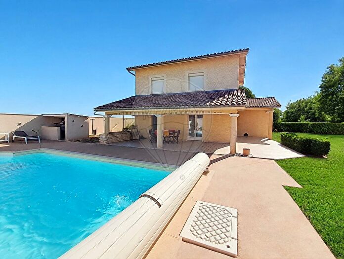 Taponas - Maison 7 pièces à vendre