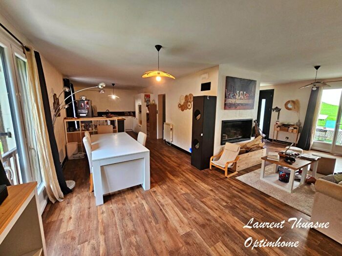 Maisons à vendre et appartements à louer - 3