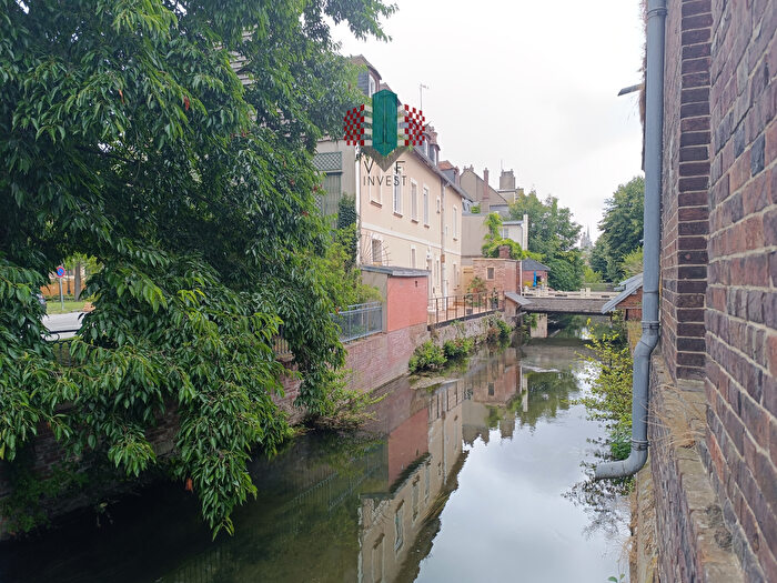 Maison à vendre - Évreux - 7 pièces - 6 chambres