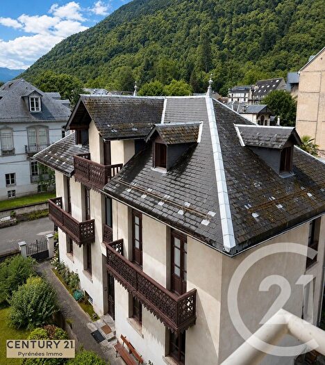 Bagnères-de-Luchon : Maison 8 pièces à vendre