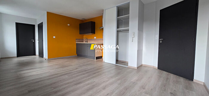 Appartement à louer - Rodez, Amphithéatre - 2 pièces - 1 chambre