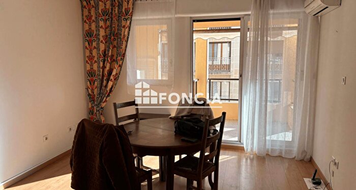 Appartement à vendre - Aix-en-Provence, Val Saint-André - 2 pièces - 1 chambre