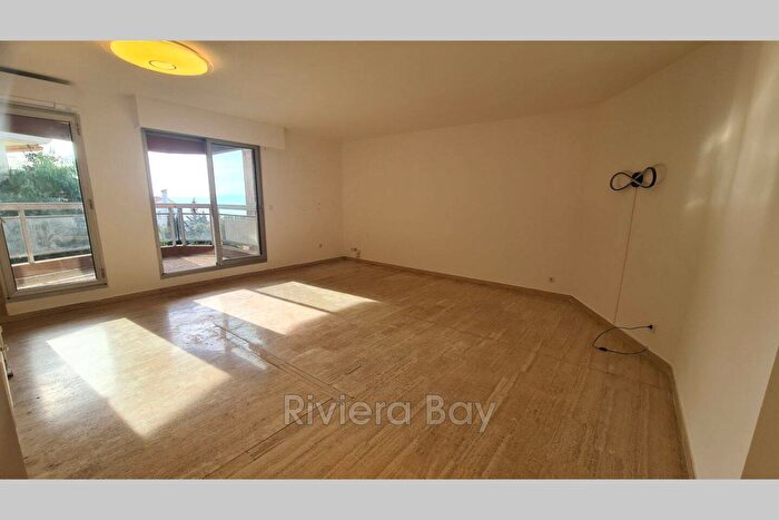 Appartement à louer - Mont Boron, Nice - 3 pièces - 2 chambres