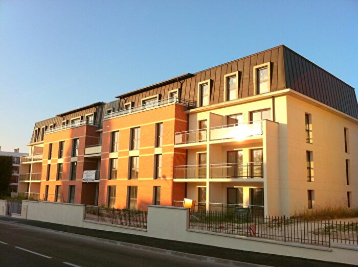 Appartement à louer - Troyes, Jules Guesde - 1 pièce - 1 chambre