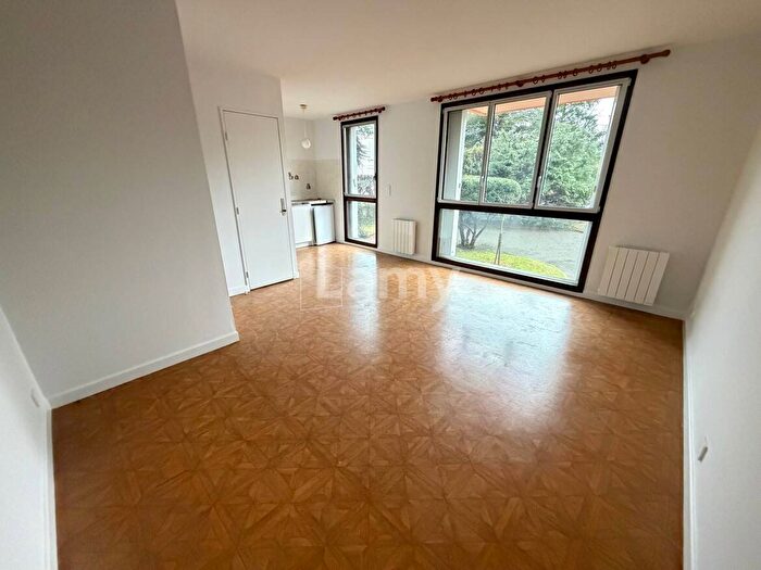 Appartement à louer - Belleroche, Villefranche-sur-Saône - 1 pièce