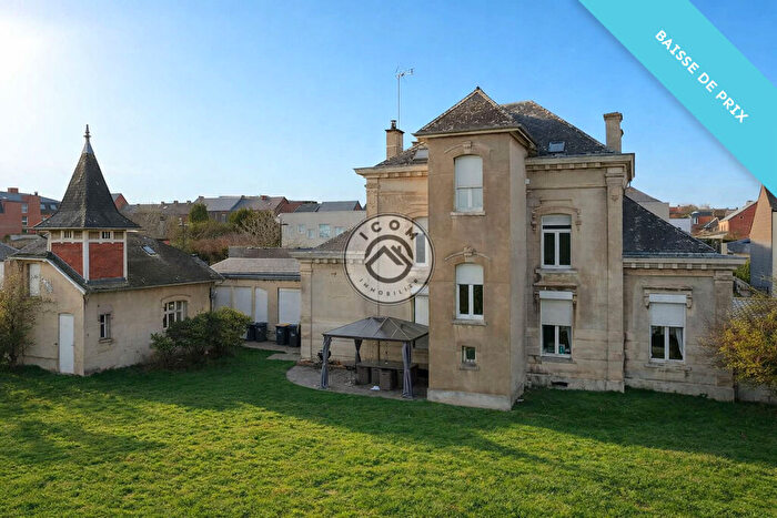 Hautmont, Gambetta, Gare : Maison 10 pièces à vendre