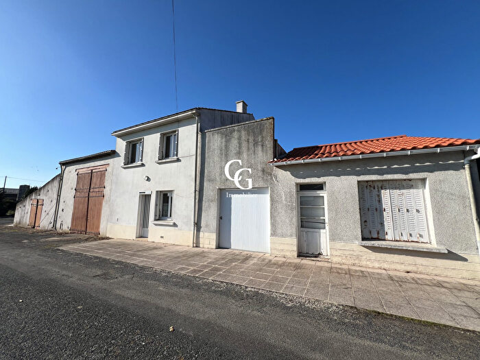 Maison à vendre - Aigrefeuille-sur-Maine - 5 pièces - 4 chambres