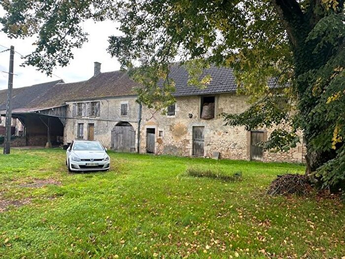 Maison à vendre - Sainpuits - 5 pièces - 2 chambres