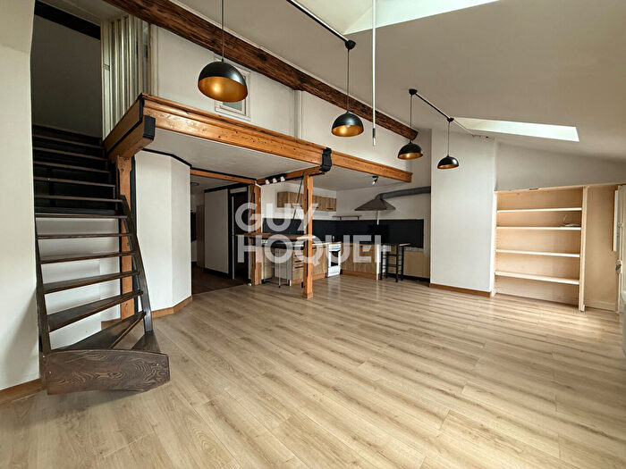 Appartement 4 pièces à Givors, Centre-ville, à vendre