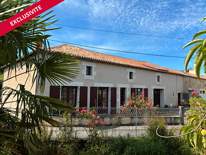 Maison 4 pièces à vendre à Savigné