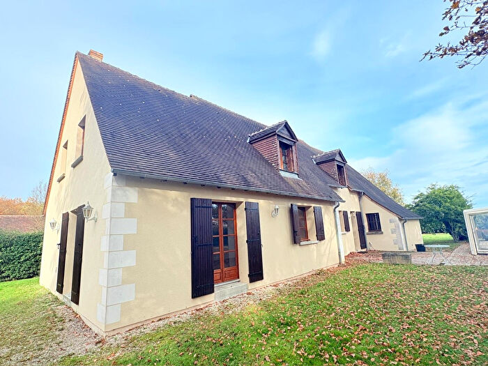 Maison à vendre - Luynes - 9 pièces - 6 chambres
