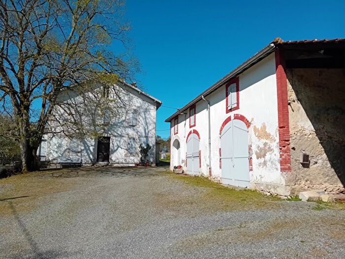 Maison 14 pièces à vendre - Pouillon