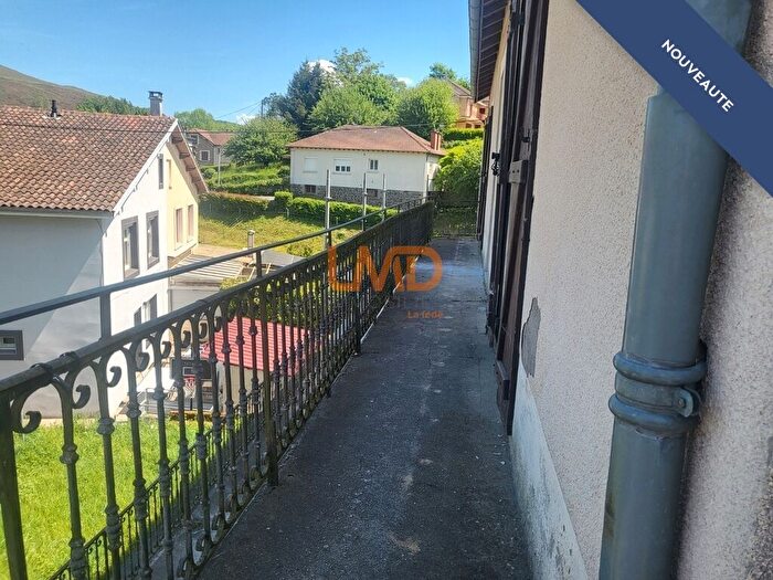 Aubin : Appartement 5 pièces à louer