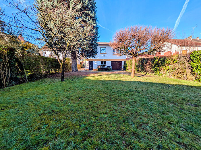 Maison à vendre - Villemomble, Marnaudes - 6 pièces - 3 chambres