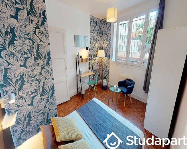 Appartement à louer - Grenier Point du Jour, Boulogne-Billancourt - 1 pièce - 1 chambre