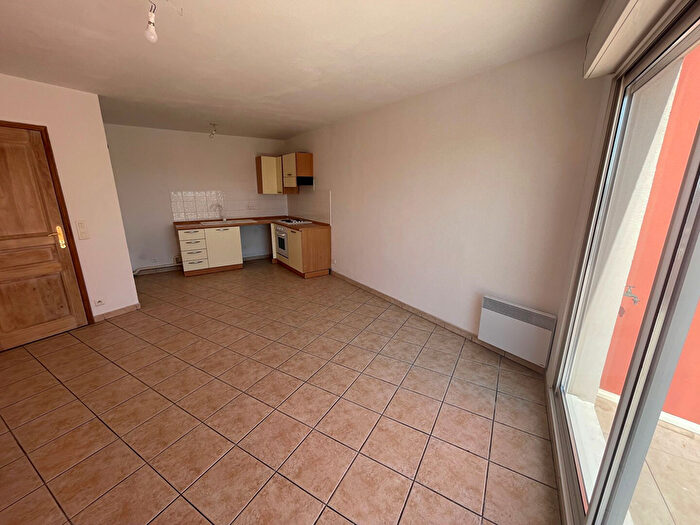 Appartement à louer - Nîmes, Jean Jaurès - 2 pièces - 1 chambre