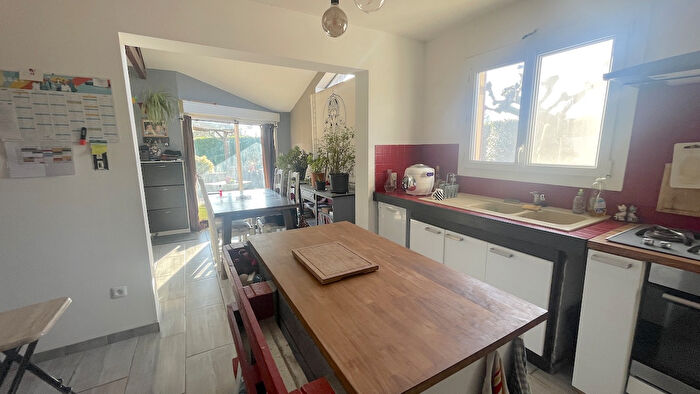 Maison à vendre - Pujols-sur-Ciron - 5 pièces - 3 chambres