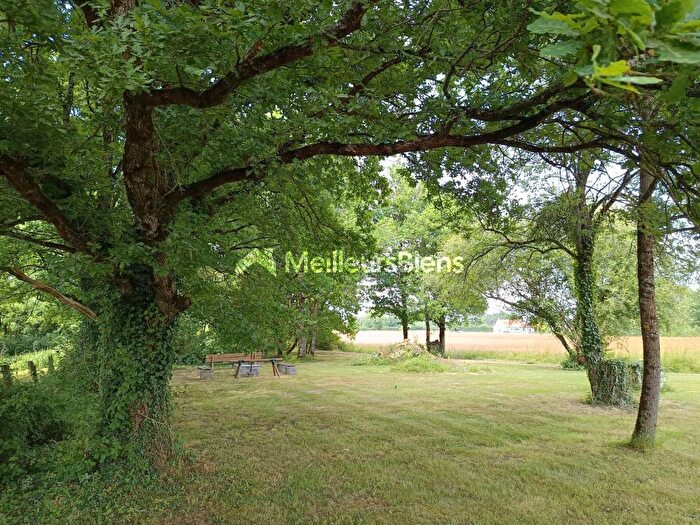 Maison à vendre - Bouzy-la-Forêt - 7 pièces - 5 chambres
