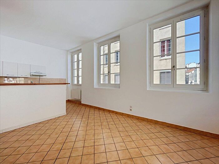 Appartement 2 pièces à Saint Vincent, Lyon 1er arrondissement, à louer