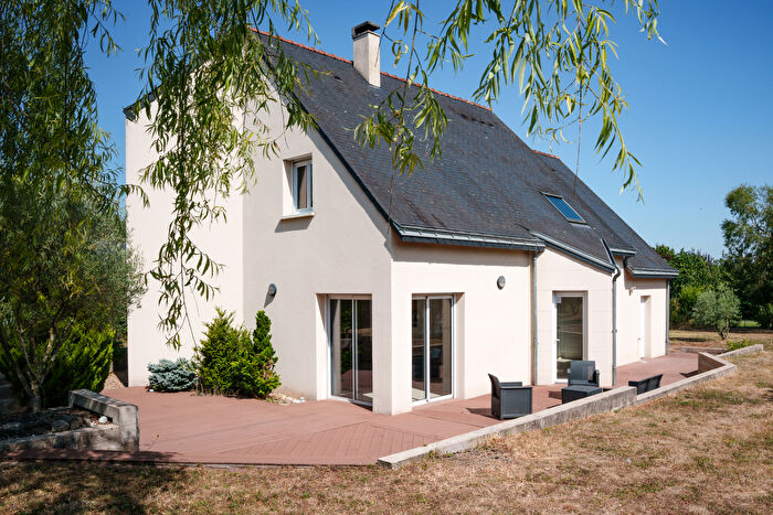 Maison à vendre - Francueil - 8 pièces - 4 chambres