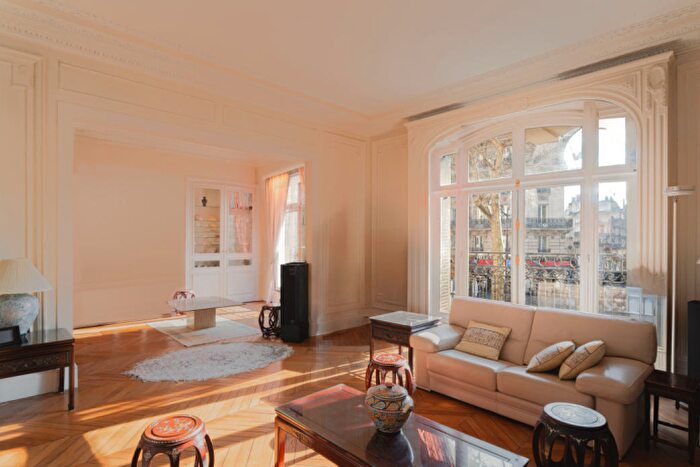 Appartement à vendre - Paris e , Chaillot - 8 pièces - 4 chambres