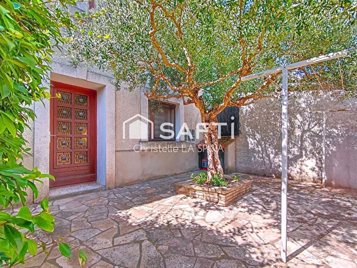 Maison à vendre - Arles, Griffeuille - 6 pièces - 4 chambres