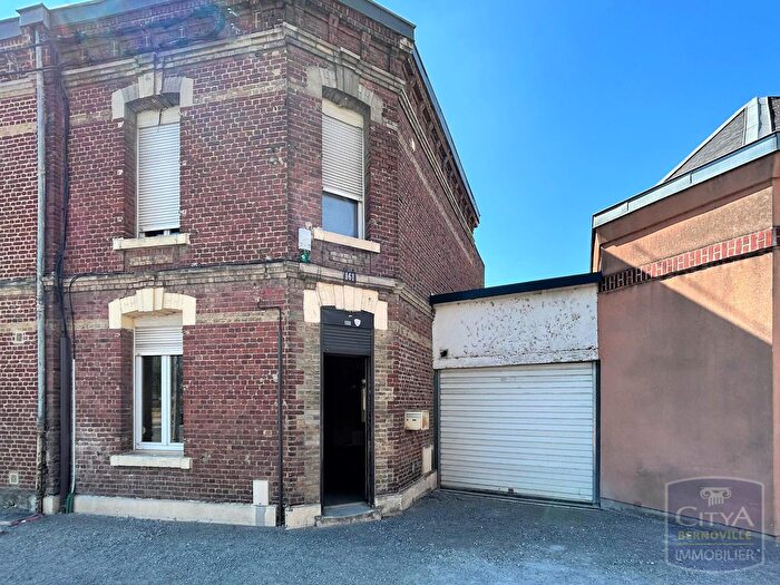 Maison à vendre - SaintQuentin SaintJean - 4 pièces - 3 chambres