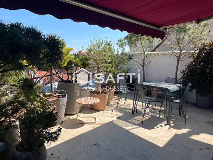 Maison à vendre - Vichy, Quartier de France - 5 pièces - 3 chambres