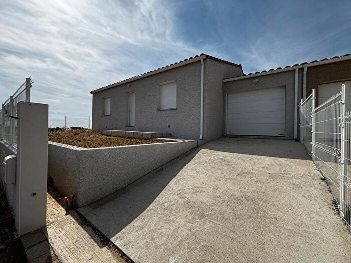 Berriac : Maison 4 pièces à louer