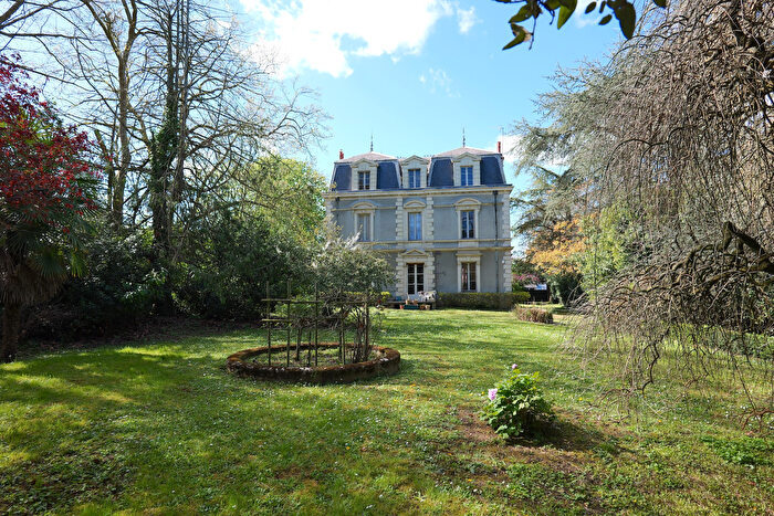Maison 9 pièces à vendre à Thouars