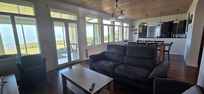 Grandcamp-Maisy : Appartement 3 pièces à louer