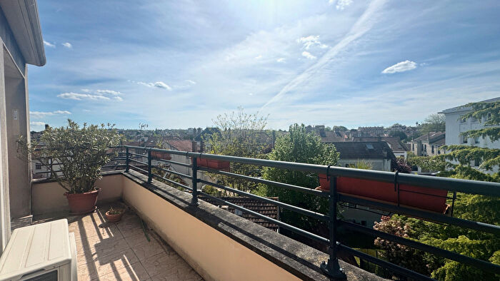 Appartement 4 pièces à vendre à Corbeil-Essonnes, Centre-ville