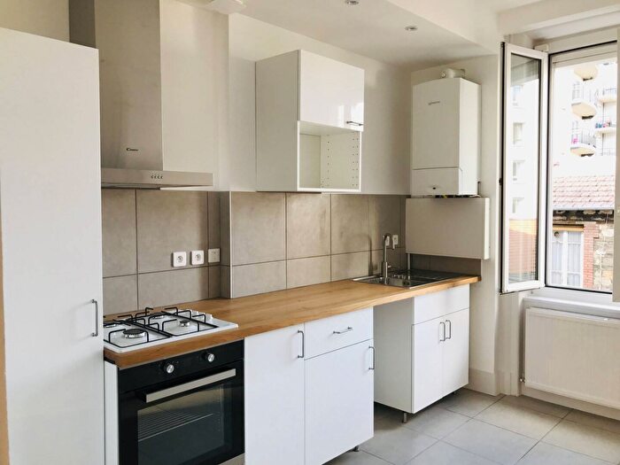 Appartement à louer - Bizillon-Centre Deux, Saint-Étienne - 3 pièces - 2 chambres