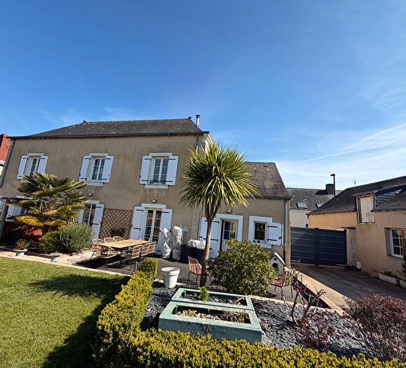 Maison à vendre - Ballée - 7 pièces - 5 chambres