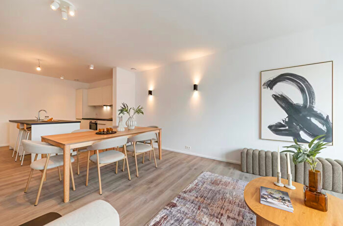 Appartement 5 pièces à vendre à Nanterre, Chemin de lîle