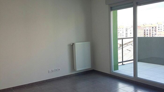 Gratte Ciel, Villeurbanne : Appartement 1 pièce à louer