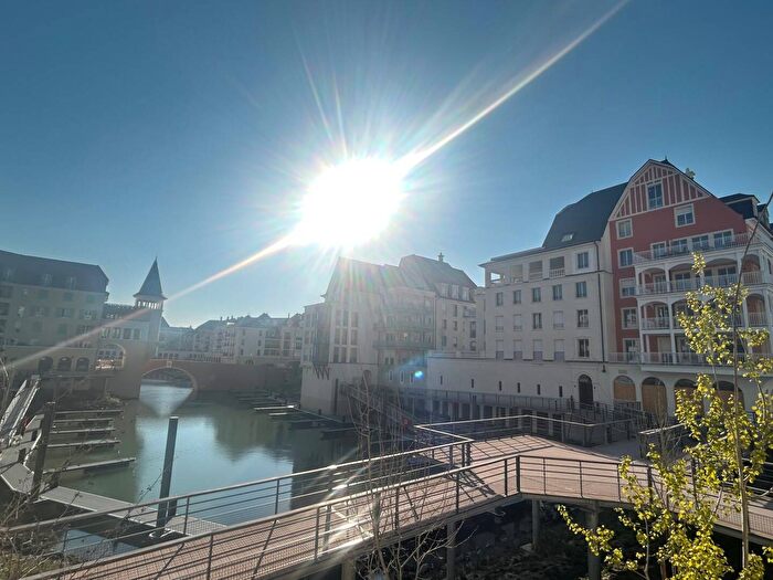Appartement à louer - Haut et Centre, Cormeilles-en-Parisis - 1 pièce