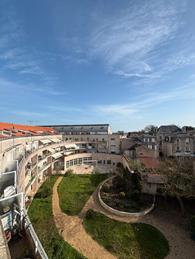 Appartement à vendre - Poitiers, Centre-ville - 2 pièces - 1 chambre